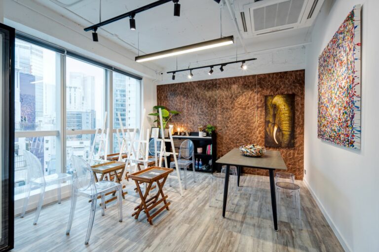 Oil Painting Course at Studio 83 - Art Academy in Hong Kong